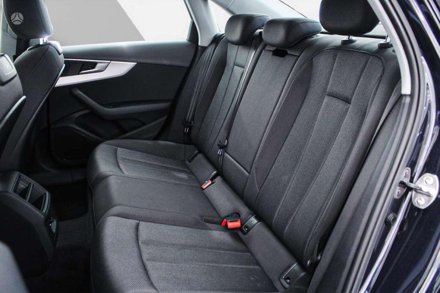 Black Audi A4 2016 in Kaunas, with an engine capacity of 2.00 L and mileage of 275 thousand km for 11490 €, photo 12 on AUTOMOTO.COM.LV