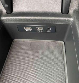 Black Audi A4 2016 in Vilnius, with an engine capacity of 1.97 L and mileage of 229 thousand km for 12900 €, photo 16 on AUTOMOTO.COM.LV