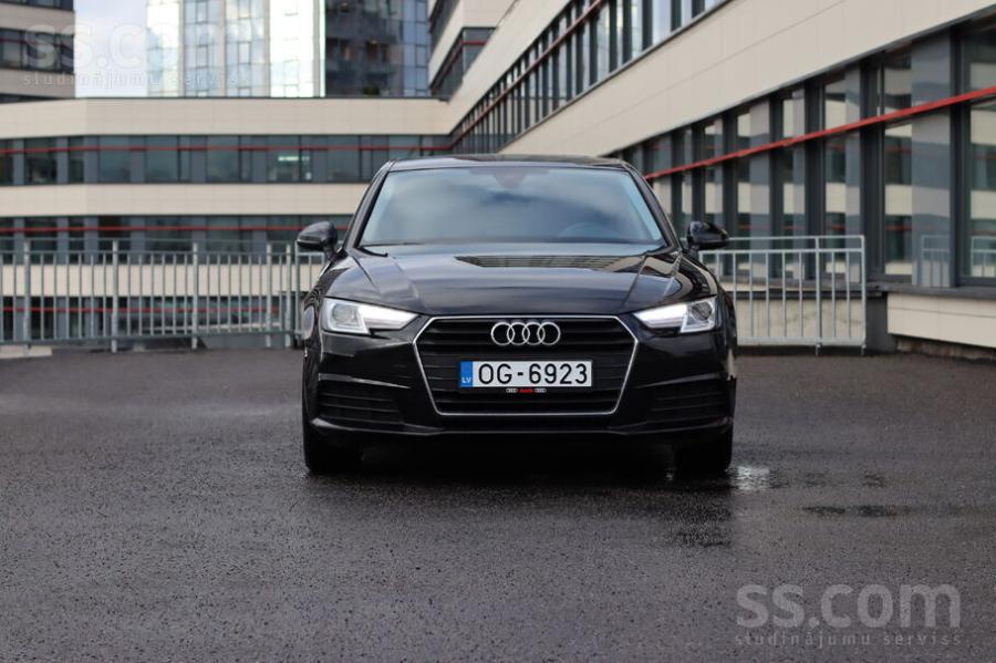 Black Audi A4 2017 in Riga, with an engine capacity of 2.00 L and mileage of 135 thousand km for 13980 €, photo 2 on AUTOMOTO.COM.LV