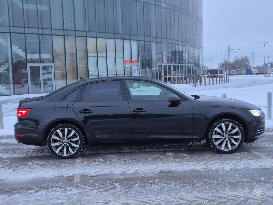 Melns Audi A4 2017 Šauļi, ar dzinēja tilpumu 1.98 L un nobraukumu 99 tūkst. km par 14300 €, foto 5 vietnē AUTOMOTO.COM.LV