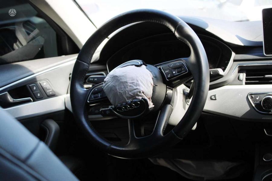 Melns Audi A4 2017 Viļņa, ar dzinēja tilpumu 1.98 L un nobraukumu 241 tūkst. km par 7999 €, foto 15 vietnē AUTOMOTO.COM.LV