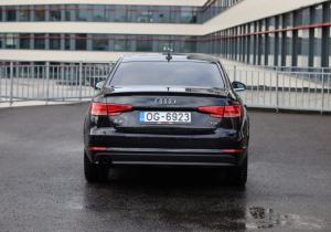 Melns Audi A4 2017 Rīga, ar dzinēja tilpumu 2.00 L un nobraukumu 135 tūkst. km par 13980 €, foto 6 vietnē AUTOMOTO.COM.LV