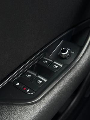 Melns Audi A4 2017 Rīga, ar dzinēja tilpumu 2.00 L un nobraukumu 135 tūkst. km par 13980 €, foto 19 vietnē AUTOMOTO.COM.LV