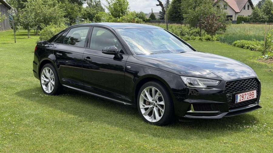 Black Audi A4 2017 in Kaunas, with an engine capacity of 1.98 L and mileage of 103 thousand km for 15750 €, photo 1 on AUTOMOTO.COM.LV
