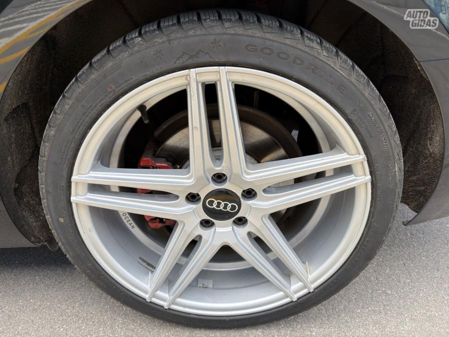 Melns Audi A4 2017 Panevēža, ar dzinēja tilpumu 2.00 L un nobraukumu 293 tūkst. km par 13999 €, foto 13 vietnē AUTOMOTO.COM.LV