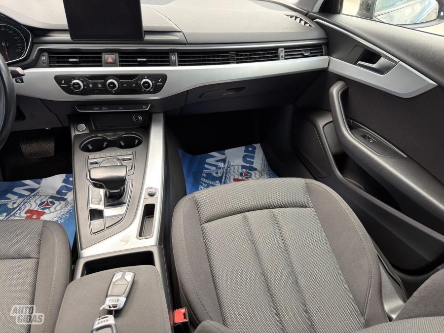 Melns Audi A4 2017 Panevēža, ar dzinēja tilpumu 2.00 L un nobraukumu 293 tūkst. km par 13999 €, foto 17 vietnē AUTOMOTO.COM.LV