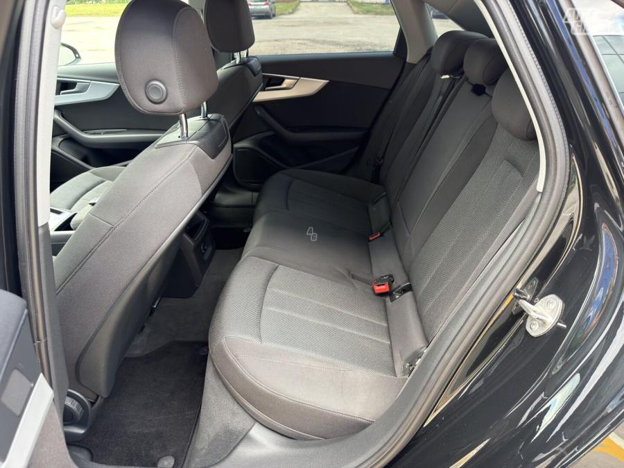 Melns Audi A4 2017 Panevēža, ar dzinēja tilpumu 2.00 L un nobraukumu 293 tūkst. km par 13999 €, foto 35 vietnē AUTOMOTO.COM.LV