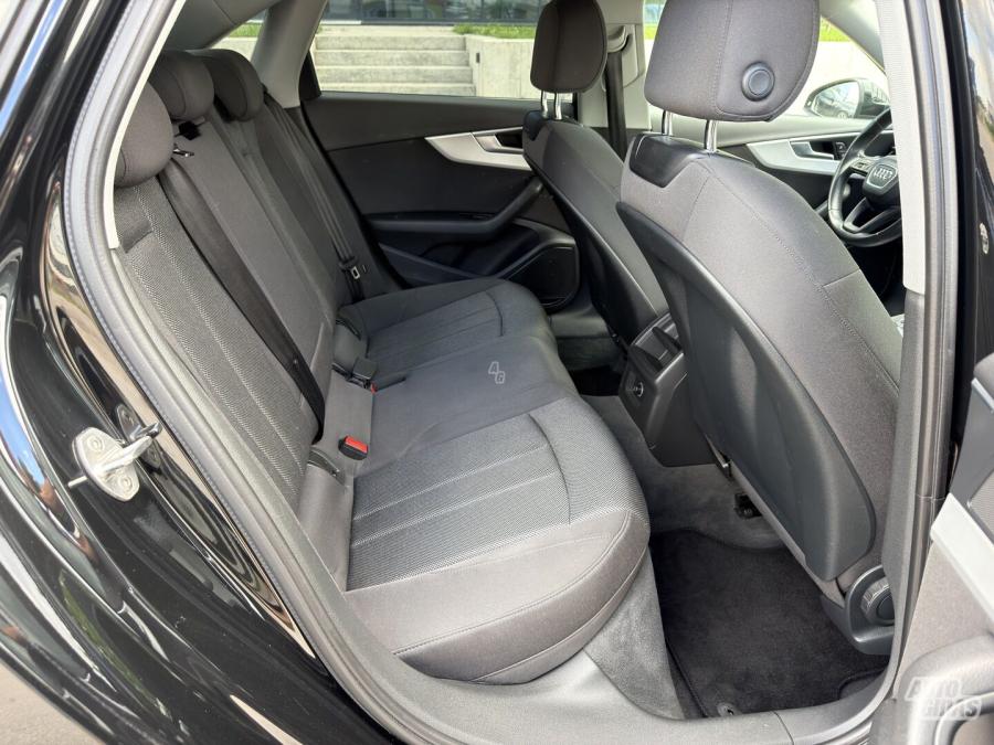 Melns Audi A4 2017 Panevēža, ar dzinēja tilpumu 2.00 L un nobraukumu 293 tūkst. km par 13999 €, foto 36 vietnē AUTOMOTO.COM.LV