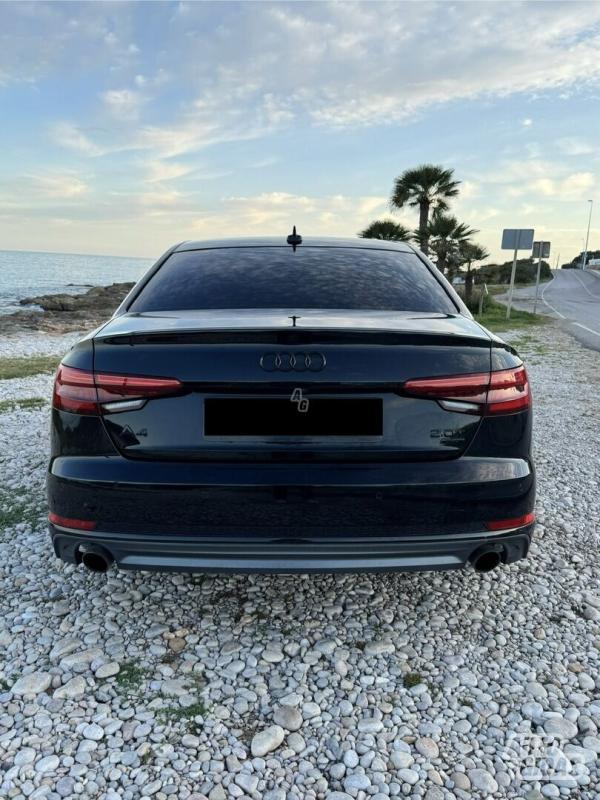 Black Audi A4 2017 in Mazeikiai, with an engine capacity of 2.00 L and mileage of 150 thousand km for 16999 €, photo 7 on AUTOMOTO.COM.LV