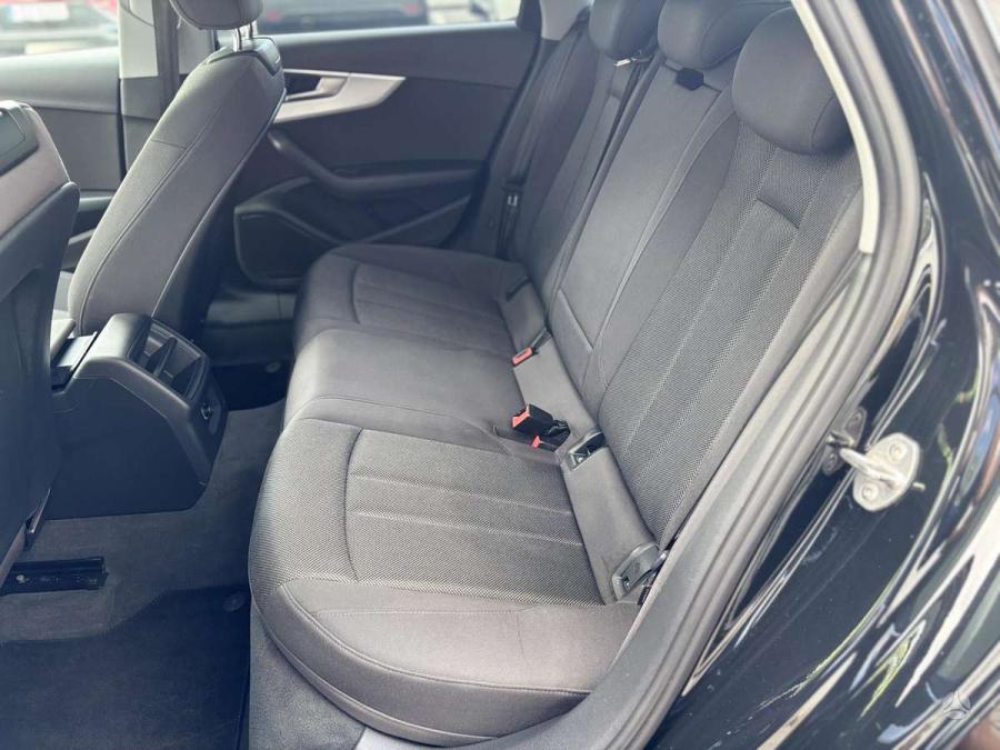 Black Audi A4 2017 in Kaunas, with an engine capacity of 1.97 L and mileage of 293 thousand km for 13799 €, photo 33 on AUTOMOTO.COM.LV