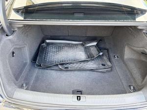 Black Audi A4 2017 in Kaunas, with an engine capacity of 1.97 L and mileage of 293 thousand km for 13799 €, photo 35 on AUTOMOTO.COM.LV