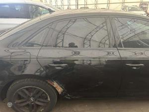 Black Audi A4 2017 in Ukmerge, with an engine capacity of 1.98 L and mileage of 262 thousand km for 6500 €, photo 15 on AUTOMOTO.COM.LV