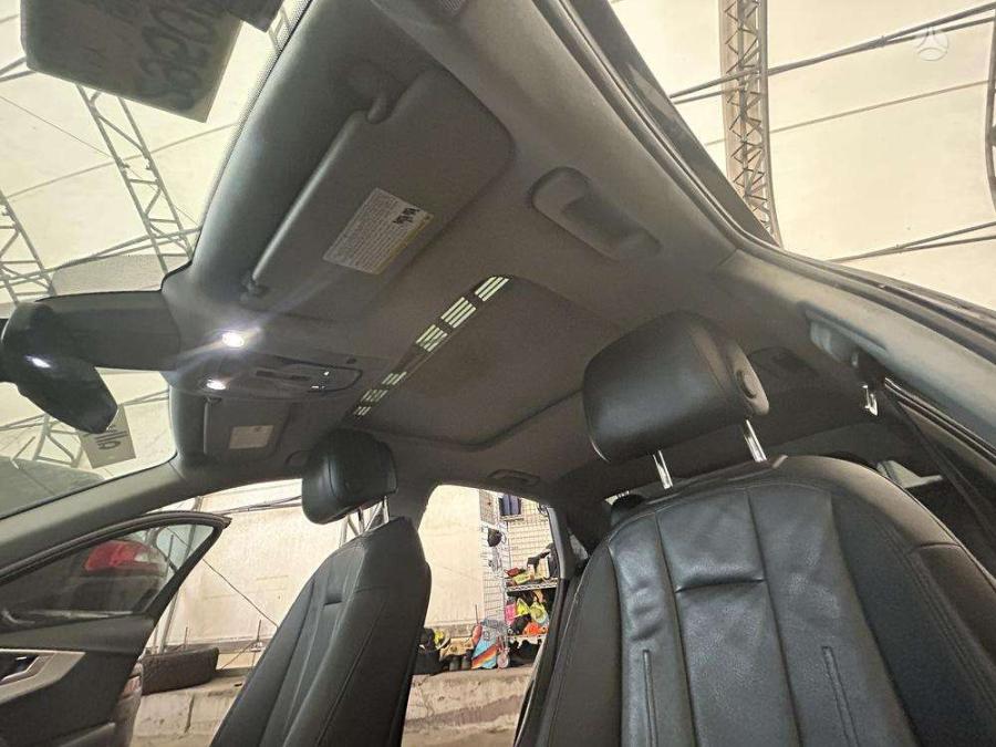Black Audi A4 2017 in Ukmerge, with an engine capacity of 1.98 L and mileage of 262 thousand km for 6500 €, photo 22 on AUTOMOTO.COM.LV