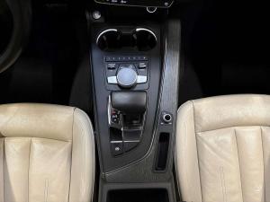 Melns Audi A4 2017 Viļņa, ar dzinēja tilpumu 1.98 L un nobraukumu 286 tūkst. km par 11990 €, foto 23 vietnē AUTOMOTO.COM.LV