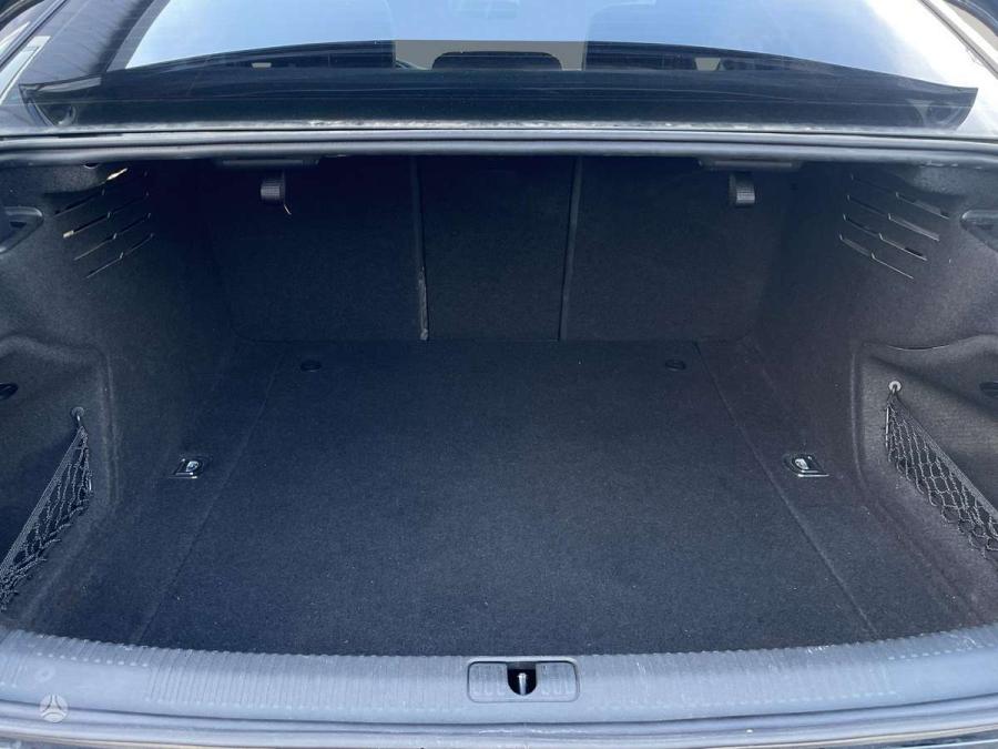 Melns Audi A4 2017 Viļņa, ar dzinēja tilpumu 2.00 L un nobraukumu 231 tūkst. km par 15999 €, foto 12 vietnē AUTOMOTO.COM.LV