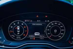 Black Audi A4 2017 in Klaipeda, with an engine capacity of 1.98 L and mileage of 166 thousand km for 11999 €, photo 10 on AUTOMOTO.COM.LV