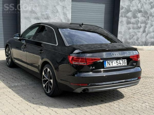 Black Audi A4 2018 in Jelgava, with an engine capacity of 2.00 L and mileage of 267 thousand km for 14999 €, photo 3 on AUTOMOTO.COM.LV