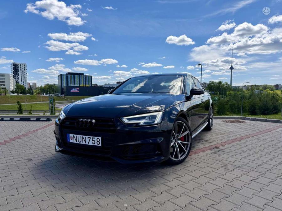 Melns Audi A4 2018 Viļņa, ar dzinēja tilpumu 1.98 L un nobraukumu 93 tūkst. km par 16700 €, foto 1 vietnē AUTOMOTO.COM.LV