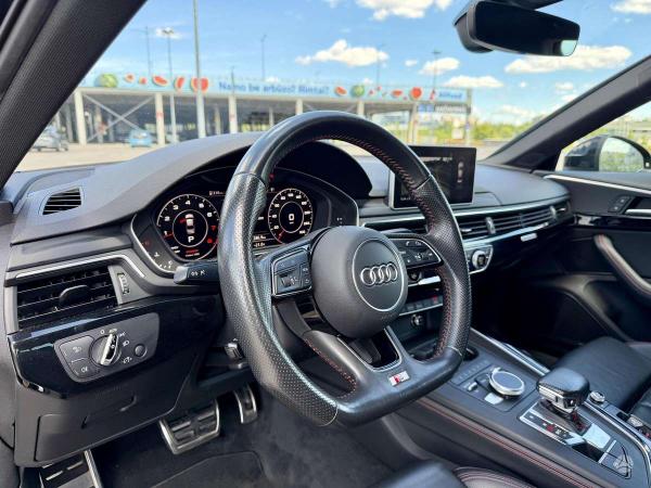 Black Audi A4 2018 in Vilnius, with an engine capacity of 1.98 L and mileage of 93 thousand km for 16700 €, photo 8 on AUTOMOTO.COM.LV