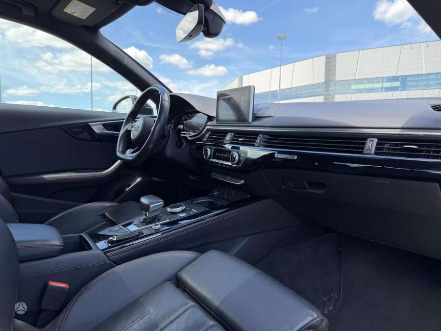 Melns Audi A4 2018 Viļņa, ar dzinēja tilpumu 1.98 L un nobraukumu 93 tūkst. km par 16700 €, foto 15 vietnē AUTOMOTO.COM.LV