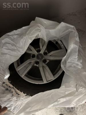 Melns Audi A4 2018 Rīga, ar dzinēja tilpumu 2.00 L un nobraukumu 180 tūkst. km par 14140 €, foto 34 vietnē AUTOMOTO.COM.LV