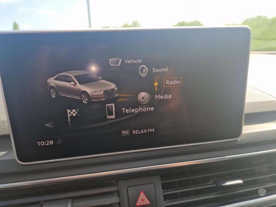 Black Audi A4 2018 in Vilnius, with an engine capacity of 1.98 L and mileage of 98 thousand km for 15000 €, photo 18 on AUTOMOTO.COM.LV