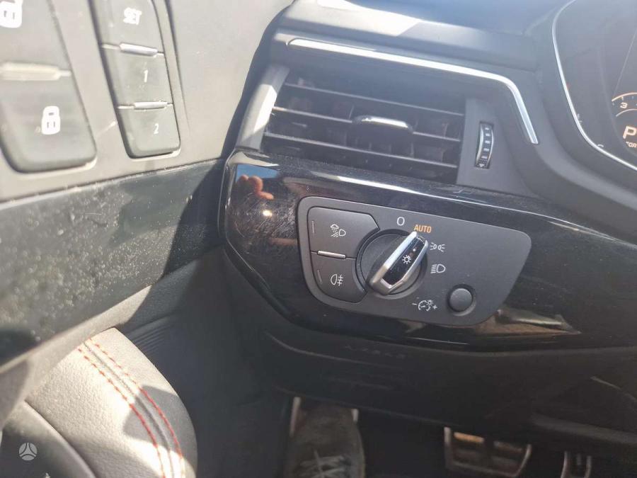 Black Audi A4 2018 in Vilnius, with an engine capacity of 1.98 L and mileage of 98 thousand km for 15000 €, photo 22 on AUTOMOTO.COM.LV