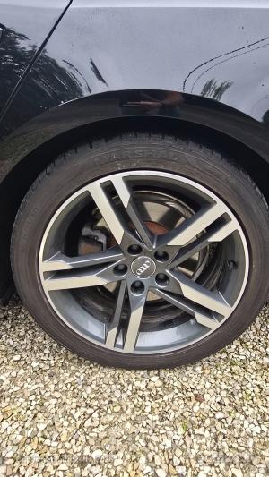 Black Audi A4 2019 in Tallinn, with an engine capacity of 2.00 L and mileage of 123 thousand km for 23800 €, photo 22 on AUTOMOTO.COM.LV