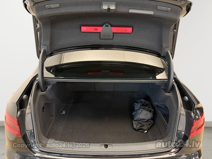 Black Audi A4 2019 in Tallinn, with an engine capacity of 2.00 L and mileage of 94 thousand km for 19900 €, photo 12 on AUTOMOTO.COM.LV