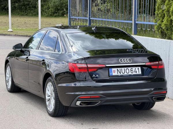Black Audi A4 2020 in Vilnius, with an engine capacity of 1.98 L and mileage of 89 thousand km for 22000 €, photo 2 on AUTOMOTO.COM.LV