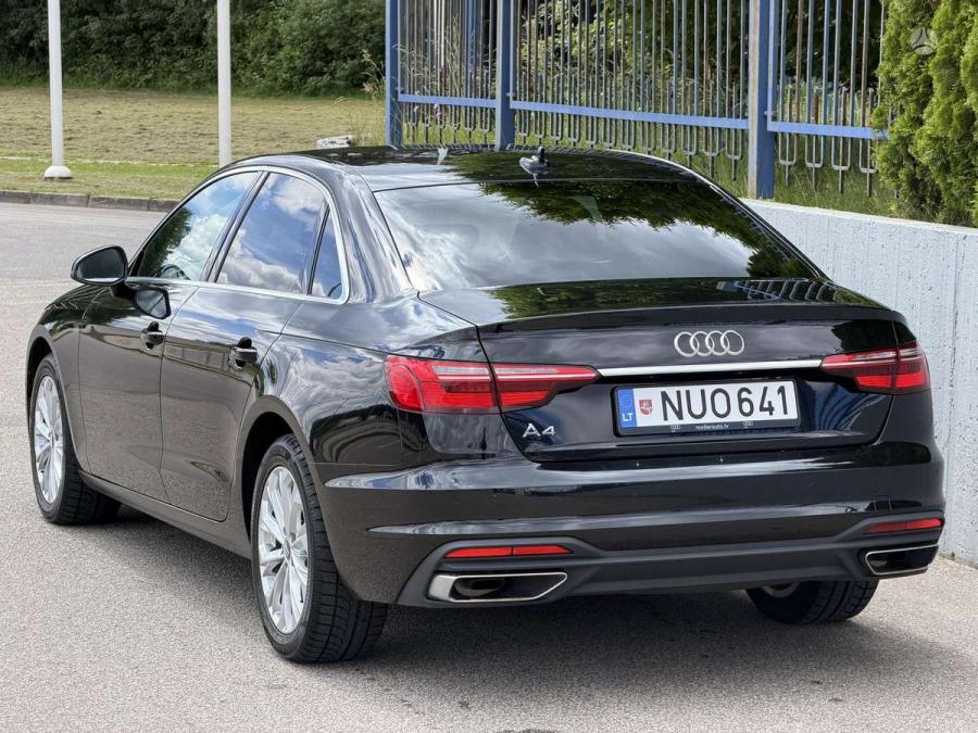 Black Audi A4 2020 in Vilnius, with an engine capacity of 1.98 L and mileage of 89 thousand km for 22000 €, photo 3 on AUTOMOTO.COM.LV