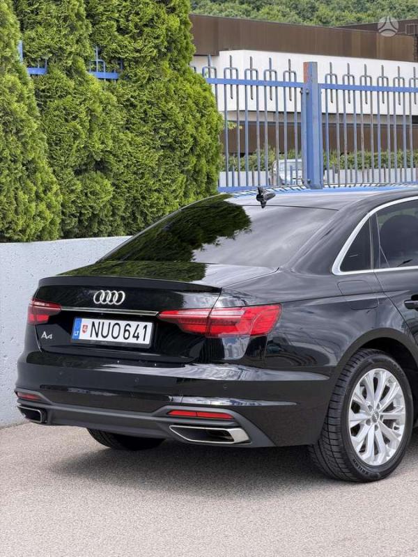 Black Audi A4 2020 in Vilnius, with an engine capacity of 1.98 L and mileage of 89 thousand km for 22000 €, photo 5 on AUTOMOTO.COM.LV