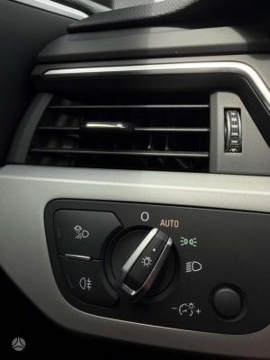 Black Audi A4 2020 in Vilnius, with an engine capacity of 1.98 L and mileage of 89 thousand km for 22000 €, photo 19 on AUTOMOTO.COM.LV