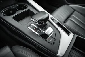 Melns Audi A4 2020 Mārupe, ar dzinēja tilpumu 2.00 L un nobraukumu 151 tūkst. km par 20650 €, foto 23 vietnē AUTOMOTO.COM.LV