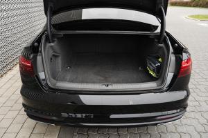 Melns Audi A4 2020 Mārupe, ar dzinēja tilpumu 2.00 L un nobraukumu 151 tūkst. km par 20650 €, foto 28 vietnē AUTOMOTO.COM.LV