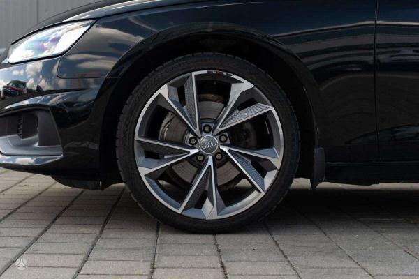 Melns Audi A4 2020 Viļņa, ar dzinēja tilpumu 2.00 L un nobraukumu 54 tūkst. km par 21300 €, foto 4 vietnē AUTOMOTO.COM.LV