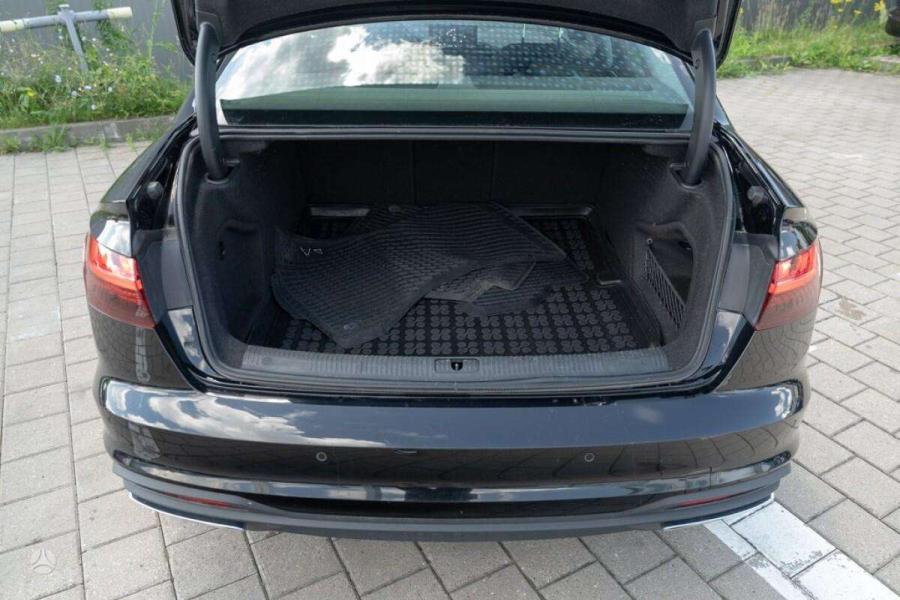 Melns Audi A4 2020 Viļņa, ar dzinēja tilpumu 2.00 L un nobraukumu 54 tūkst. km par 21300 €, foto 23 vietnē AUTOMOTO.COM.LV