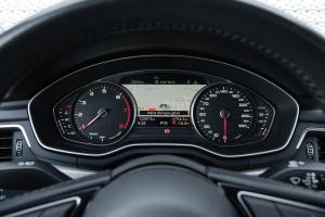 Black Audi A4 2020 in Marupe, with an engine capacity of 2.00 L and mileage of 119 thousand km for 21300 €, photo 12 on AUTOMOTO.COM.LV