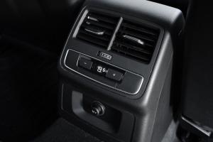 Black Audi A4 2020 in Marupe, with an engine capacity of 2.00 L and mileage of 119 thousand km for 21300 €, photo 24 on AUTOMOTO.COM.LV