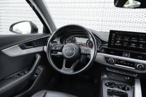 Black Audi A4 2020 in Riga, with an engine capacity of 2.00 L and mileage of 119 thousand km for 19900 €, photo 19 on AUTOMOTO.COM.LV