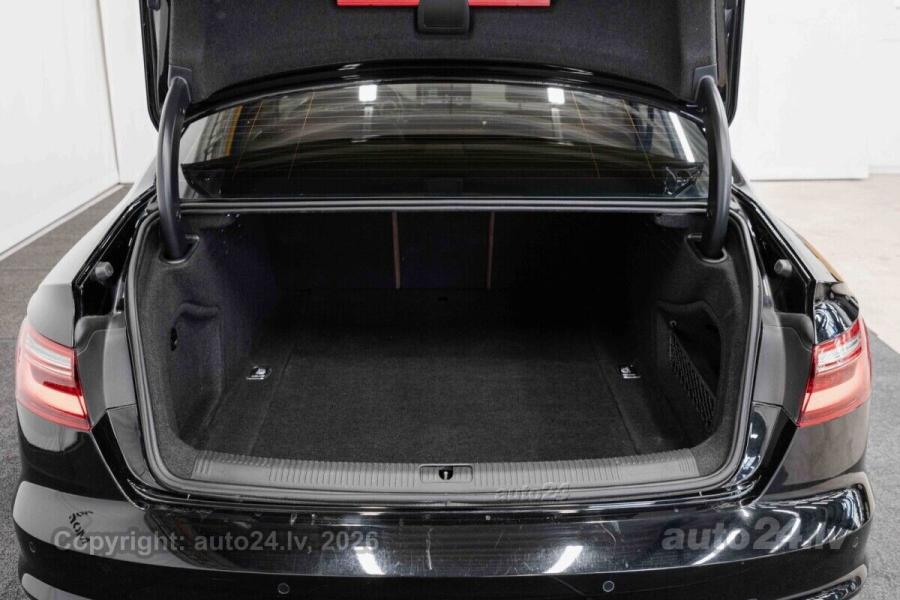 Melns Audi A4 2021 Tallina, ar dzinēja tilpumu 2.00 L un nobraukumu 121 tūkst. km par 21900 €, foto 16 vietnē AUTOMOTO.COM.LV