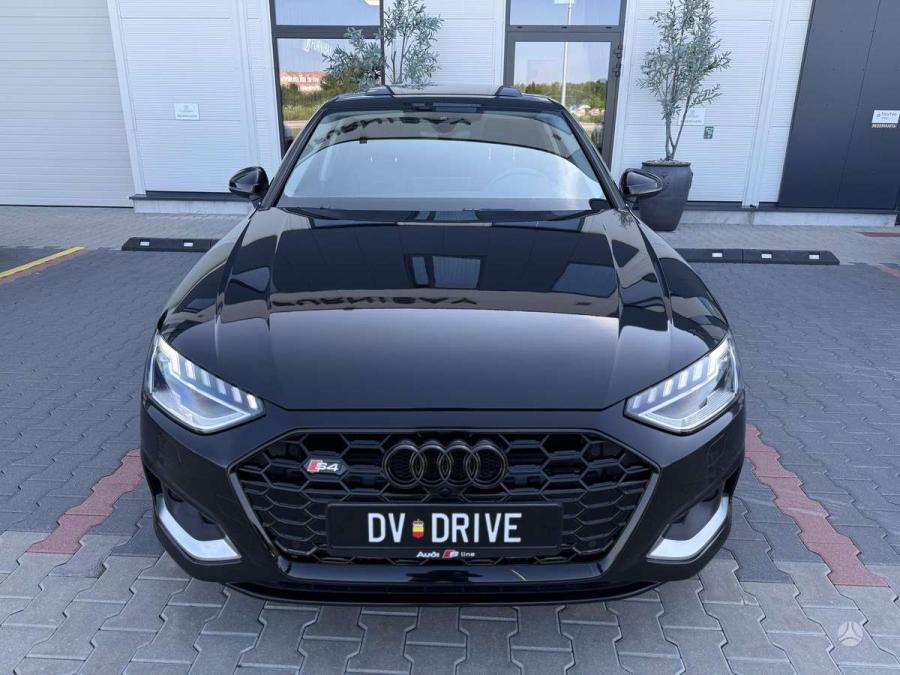 Black Audi A4 2021 in Vilnius, with an engine capacity of 1.97 L and mileage of 257 thousand km for 17250 €, photo 1 on AUTOMOTO.COM.LV