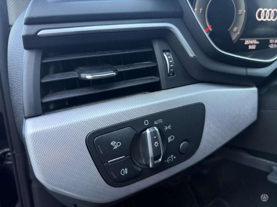 Black Audi A4 2021 in Vilnius, with an engine capacity of 1.97 L and mileage of 257 thousand km for 17250 €, photo 14 on AUTOMOTO.COM.LV