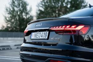 Black Audi A4 2021 in Vilnius, with an engine capacity of 2.00 L and mileage of 61 thousand km for 23900 €, photo 9 on AUTOMOTO.COM.LV