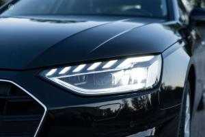 Black Audi A4 2021 in Vilnius, with an engine capacity of 2.00 L and mileage of 61 thousand km for 23900 €, photo 12 on AUTOMOTO.COM.LV