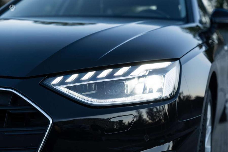 Black Audi A4 2021 in Vilnius, with an engine capacity of 2.00 L and mileage of 61 thousand km for 23900 €, photo 12 on AUTOMOTO.COM.LV