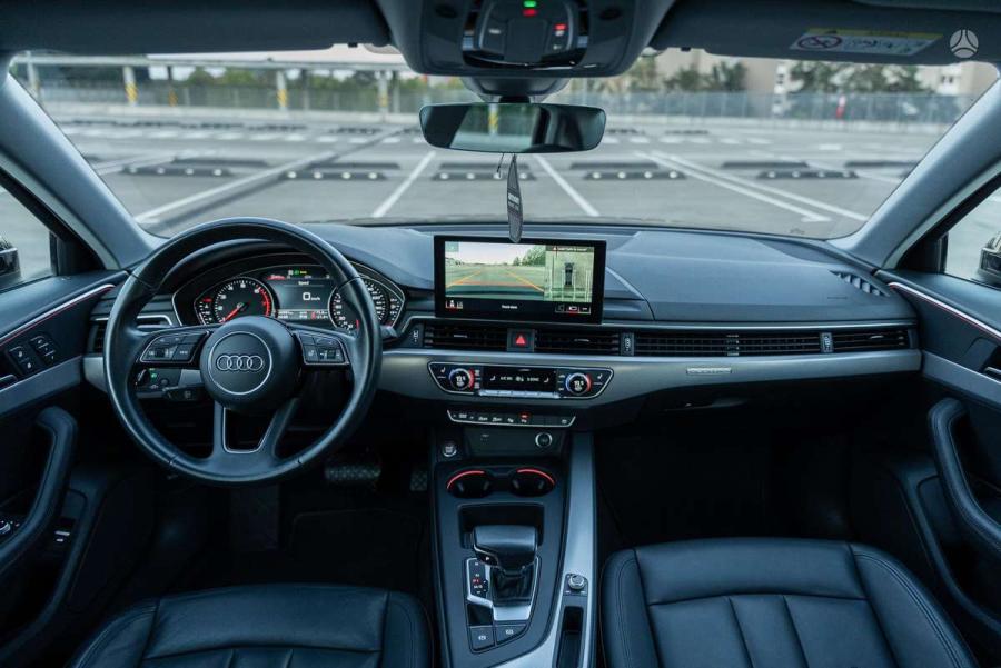 Black Audi A4 2021 in Vilnius, with an engine capacity of 2.00 L and mileage of 61 thousand km for 23900 €, photo 15 on AUTOMOTO.COM.LV
