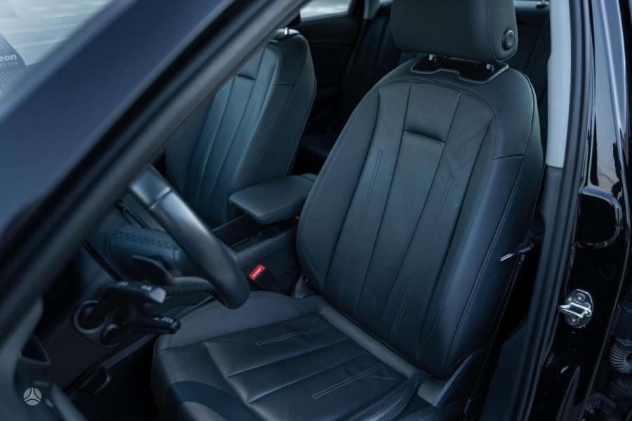 Black Audi A4 2021 in Vilnius, with an engine capacity of 2.00 L and mileage of 61 thousand km for 23900 €, photo 18 on AUTOMOTO.COM.LV
