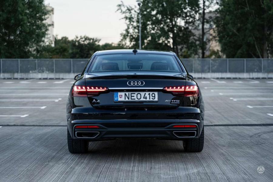 Black Audi A4 2021 in Vilnius, with an engine capacity of 2.00 L and mileage of 61 thousand km for 23900 €, photo 28 on AUTOMOTO.COM.LV