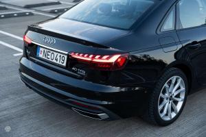 Black Audi A4 2021 in Vilnius, with an engine capacity of 2.00 L and mileage of 61 thousand km for 23900 €, photo 31 on AUTOMOTO.COM.LV